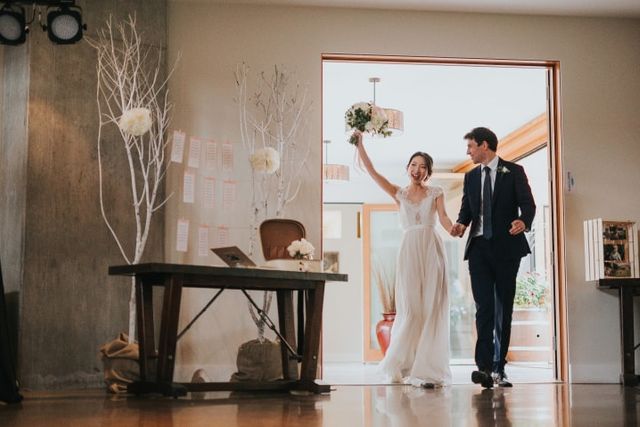 40 Throwback Tracks from the 2000s That'll Get Your Wedding Guests Onto ...