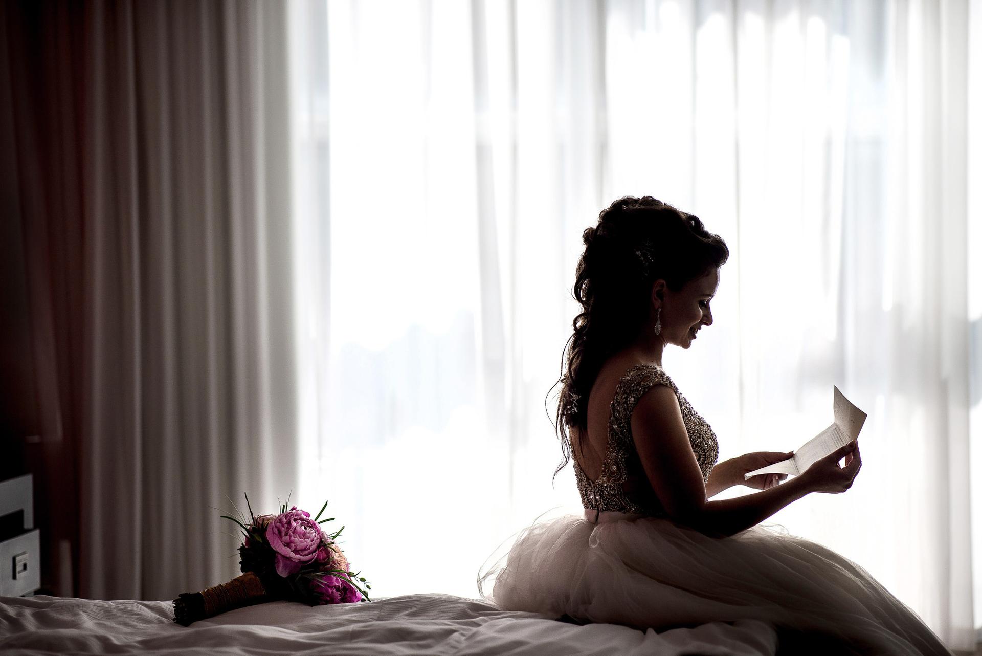 5 Ways To Surprise Your Spouse To Be On Your Wedding Day