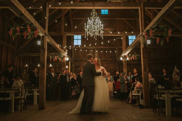 12 Things We Love About Barn Wedding Venues