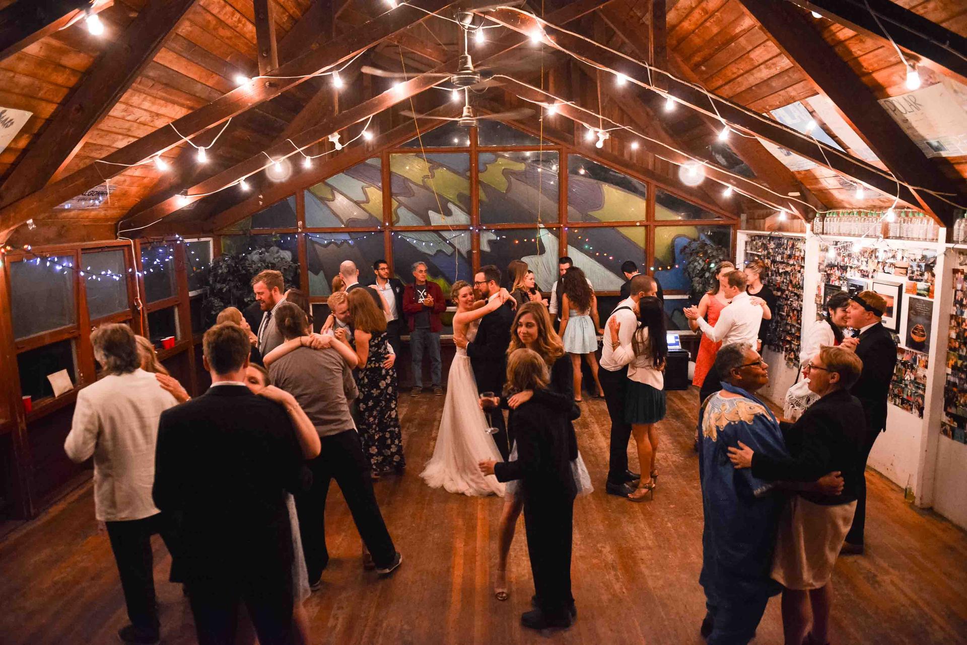 29 Awesome Cottage Wedding Ideas