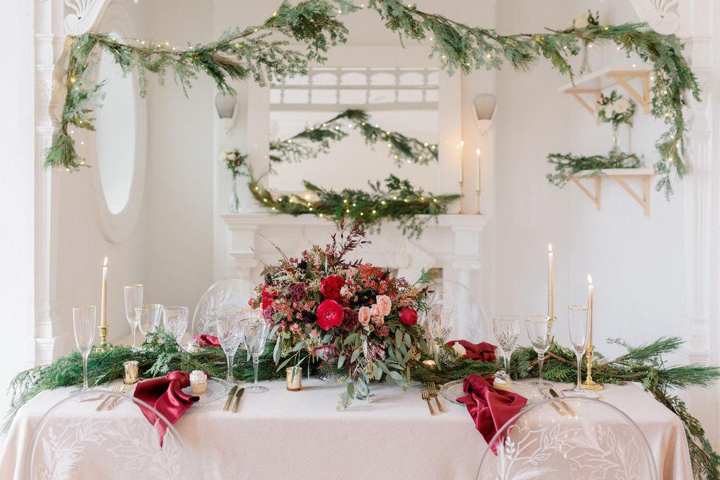 38 Awesome Christmas Wedding Ideas