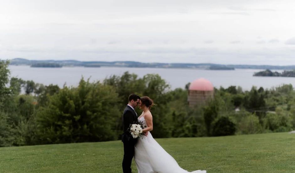 Ryan and Jordan's wedding in Roseneath, Ontario - WeddingWire.ca