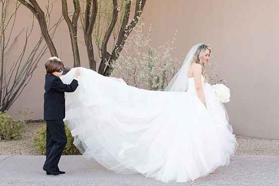 Veil Bearer Wedding Wedding Veil Unveiling Beautiful Styles & Unique