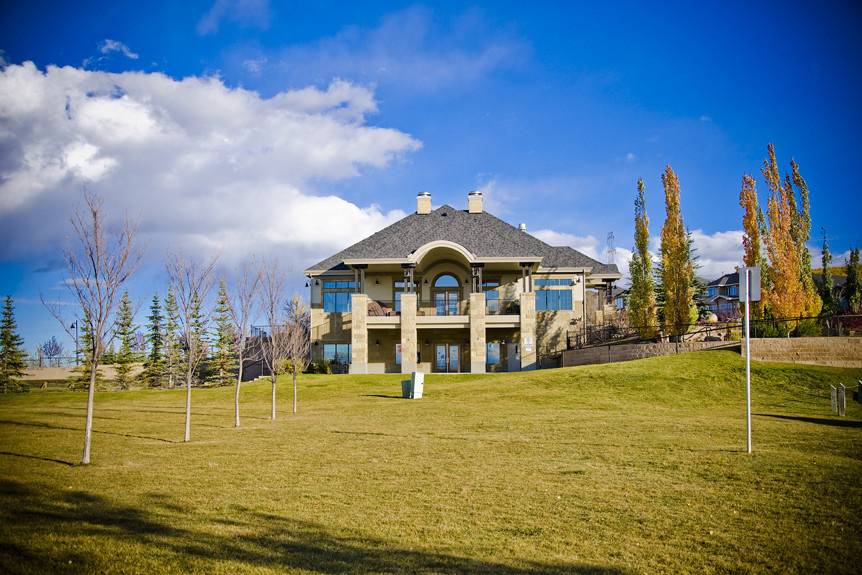 Crestmont Hall - Reviews, Photos & Deals 2026 - Calgary - Weddingwire.ca