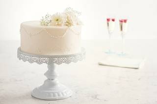 When Pigs Fly Pastries - Wedding Cake - Vancouver - Weddingwire.ca