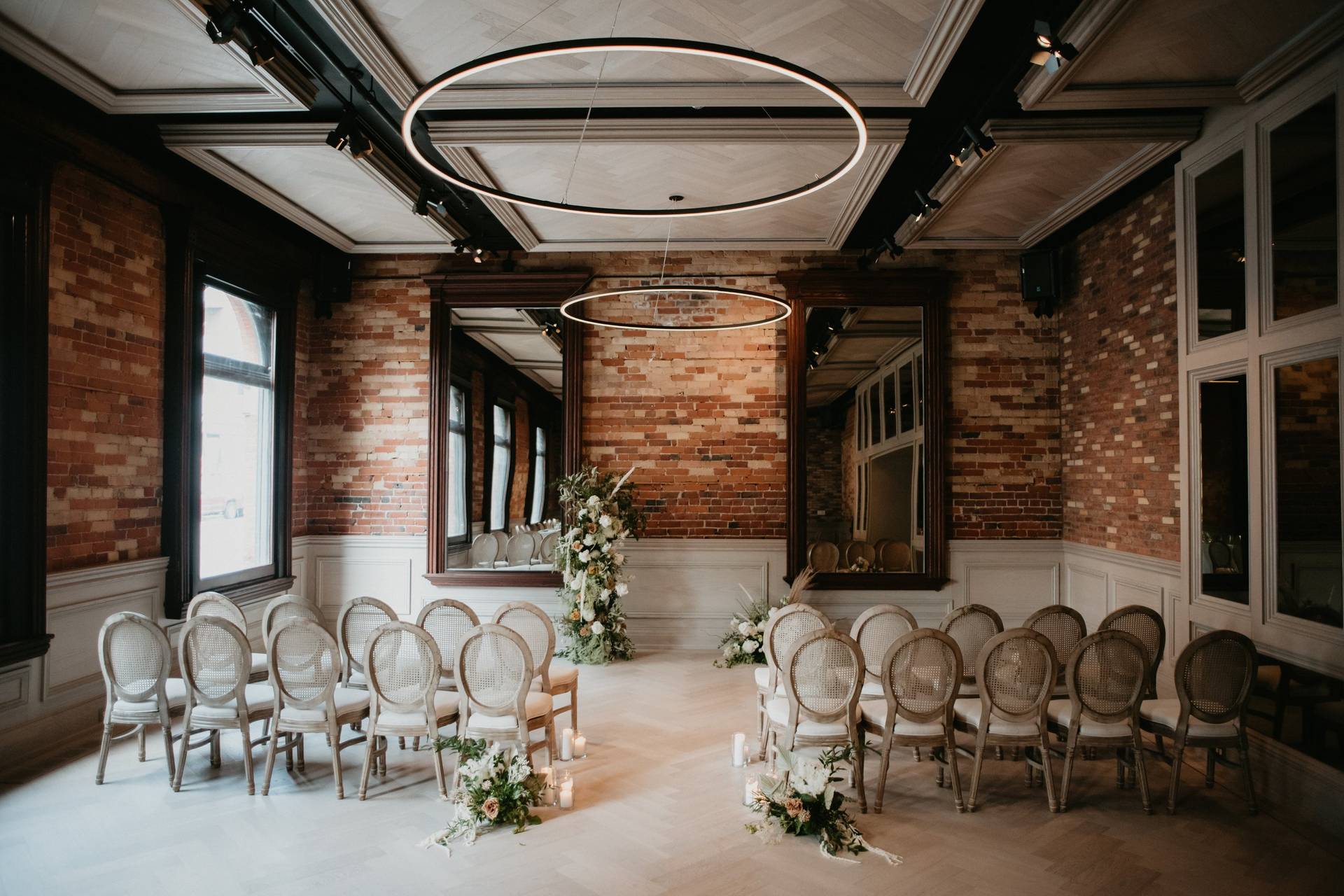 Gladstone House - Reviews, Photos & Deals 2026 - Toronto - Weddingwire.ca