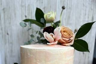When Pigs Fly Pastries - Wedding Cake - Vancouver - Weddingwire.ca