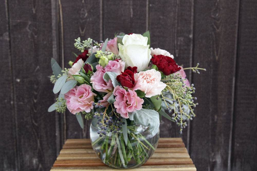 Banff Mountaintop Flowers - Flowers - Banff - Weddingwire.ca