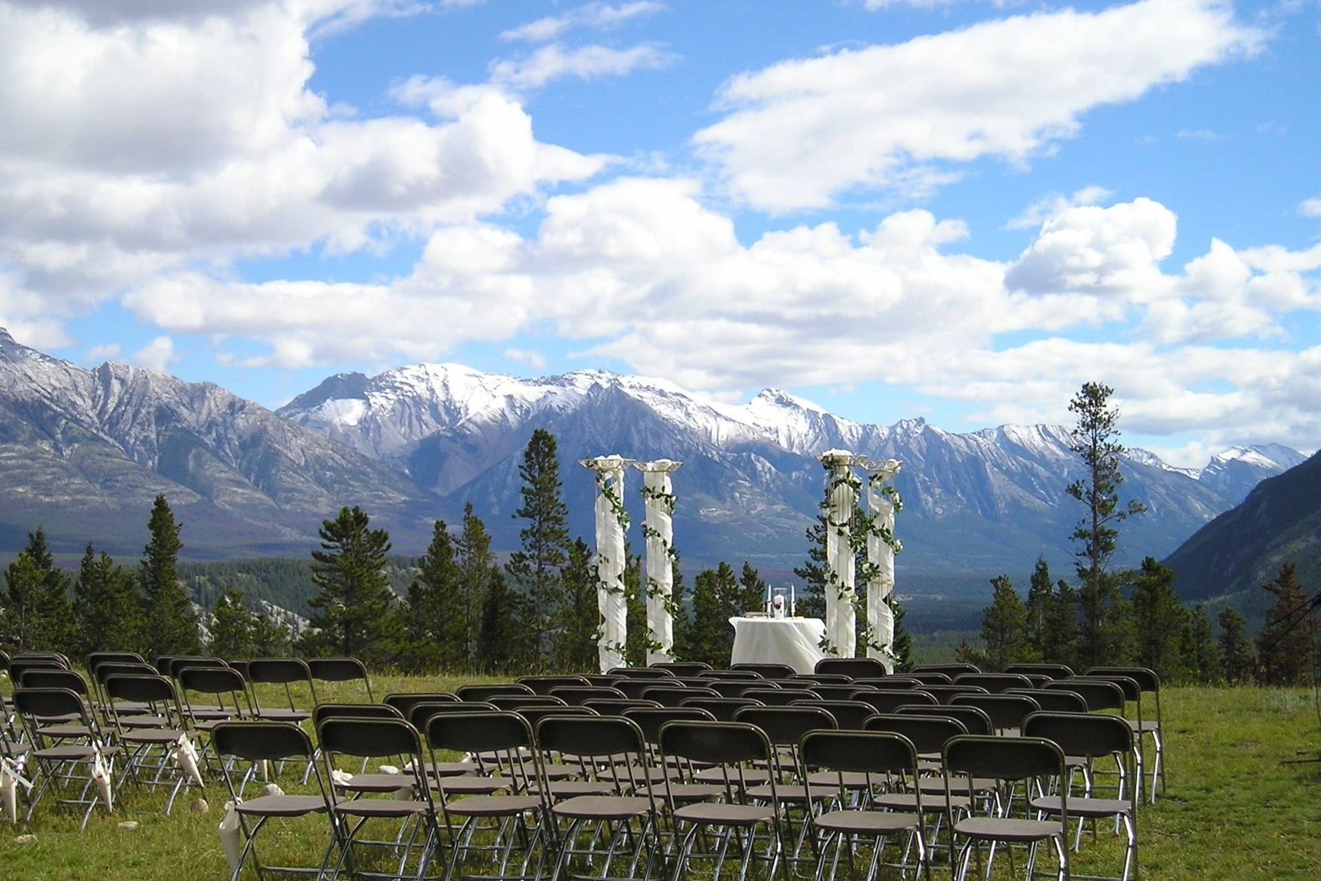 The Fenlands - Reviews, Photos & Deals 2026 - Banff - Weddingwire.ca