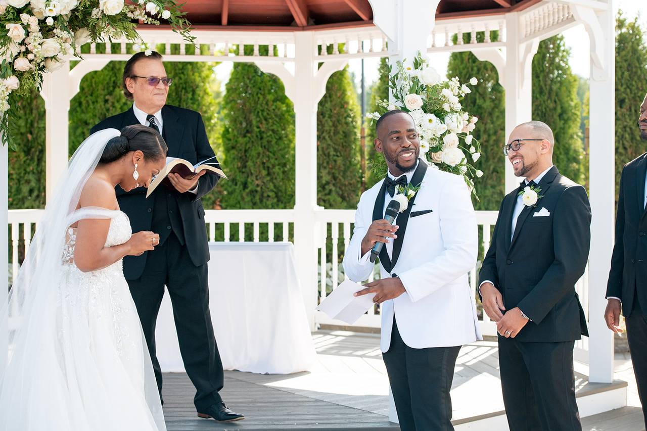 Alex Golden Horseshoe Wedding Officiant - Reviews, Photos & Deals 2026 ...