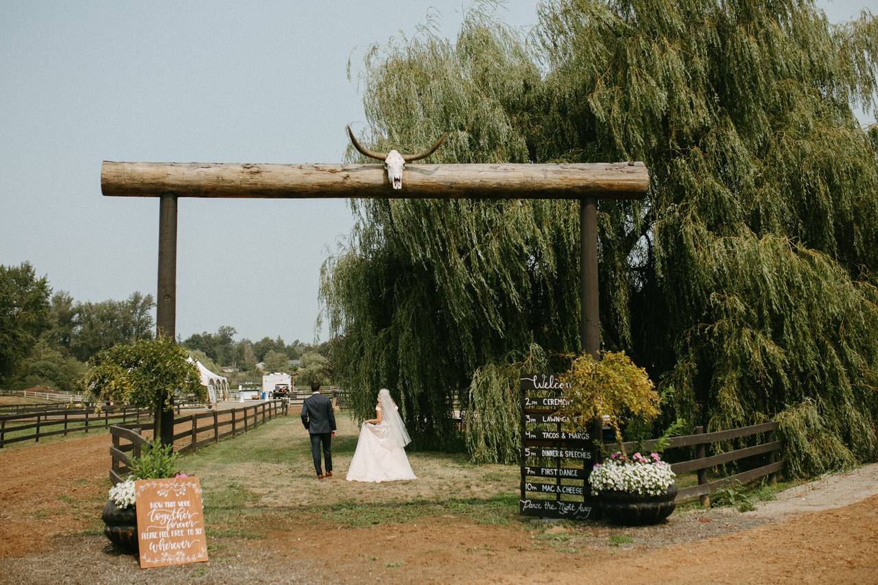 West Langley Hall - Venue - Langley - Weddingwire.ca